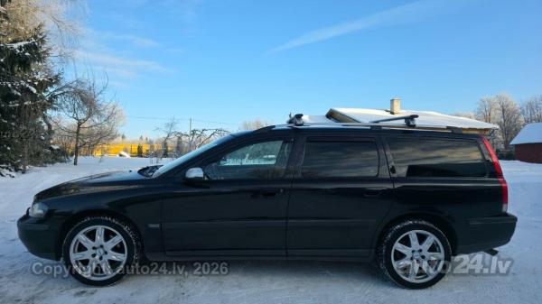 Black Volvo V70 2003 in Rapla, with an engine capacity of 2.40 L and mileage of 373 thousand km for 4400 €, photo 1 on AUTOMOTO.COM.LV
