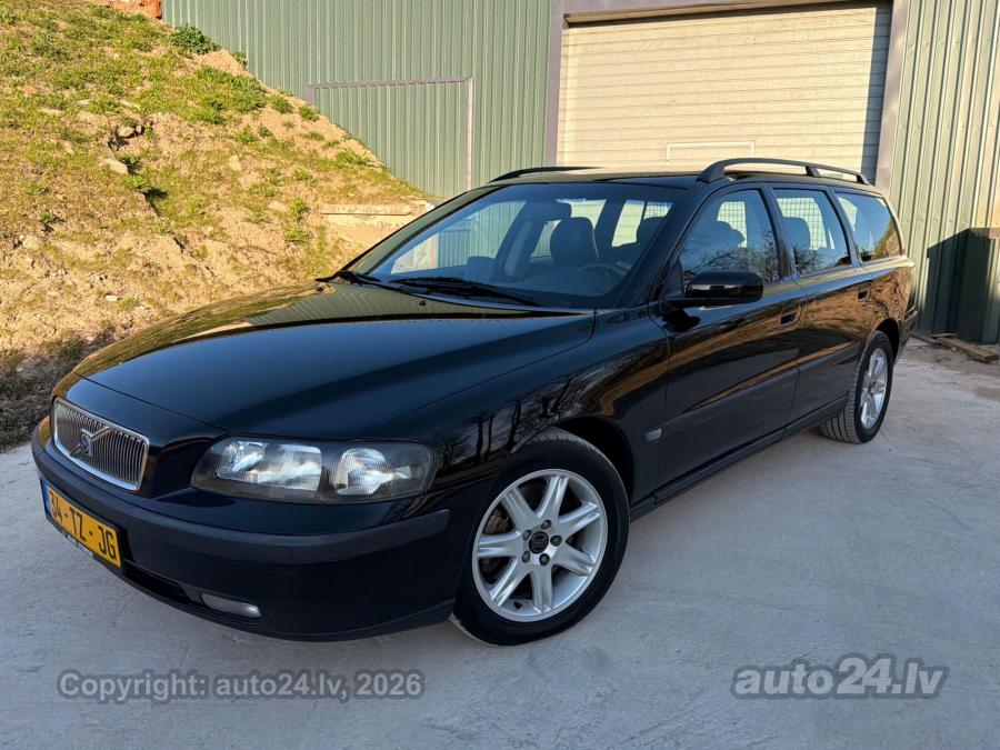 Melns Volvo V70 2003 Viljandi, ar dzinēja tilpumu 2.40 L un nobraukumu 497 tūkst. km par 3390 €, foto 1 vietnē AUTOMOTO.COM.LV