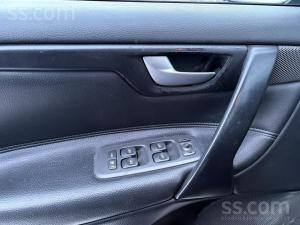 Black Volvo V70 2003 in Daugavpils, with an engine capacity of 2.40 L and mileage of 194 thousand km for 2250 €, photo 20 on AUTOMOTO.COM.LV