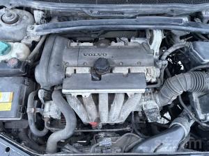 Black Volvo V70 2003 in Daugavpils, with an engine capacity of 2.40 L and mileage of 194 thousand km for 2250 €, photo 28 on AUTOMOTO.COM.LV