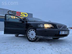 Black Volvo V70 2003 in Daugavpils, with an engine capacity of 2.40 L and mileage of 194 thousand km for 2250 €, photo 30 on AUTOMOTO.COM.LV