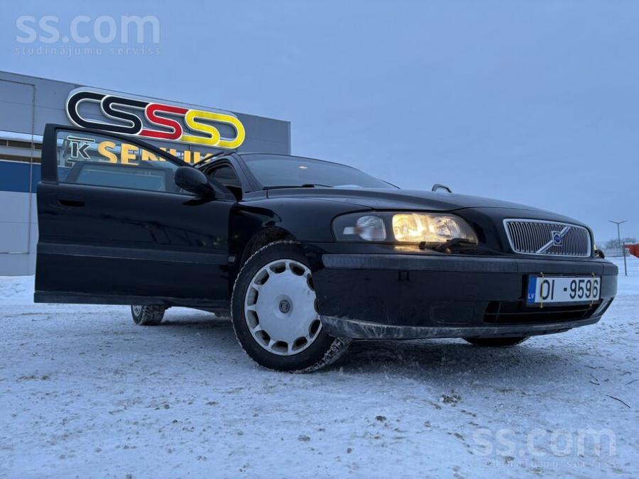 Black Volvo V70 2003 in Daugavpils, with an engine capacity of 2.40 L and mileage of 194 thousand km for 2250 €, photo 30 on AUTOMOTO.COM.LV
