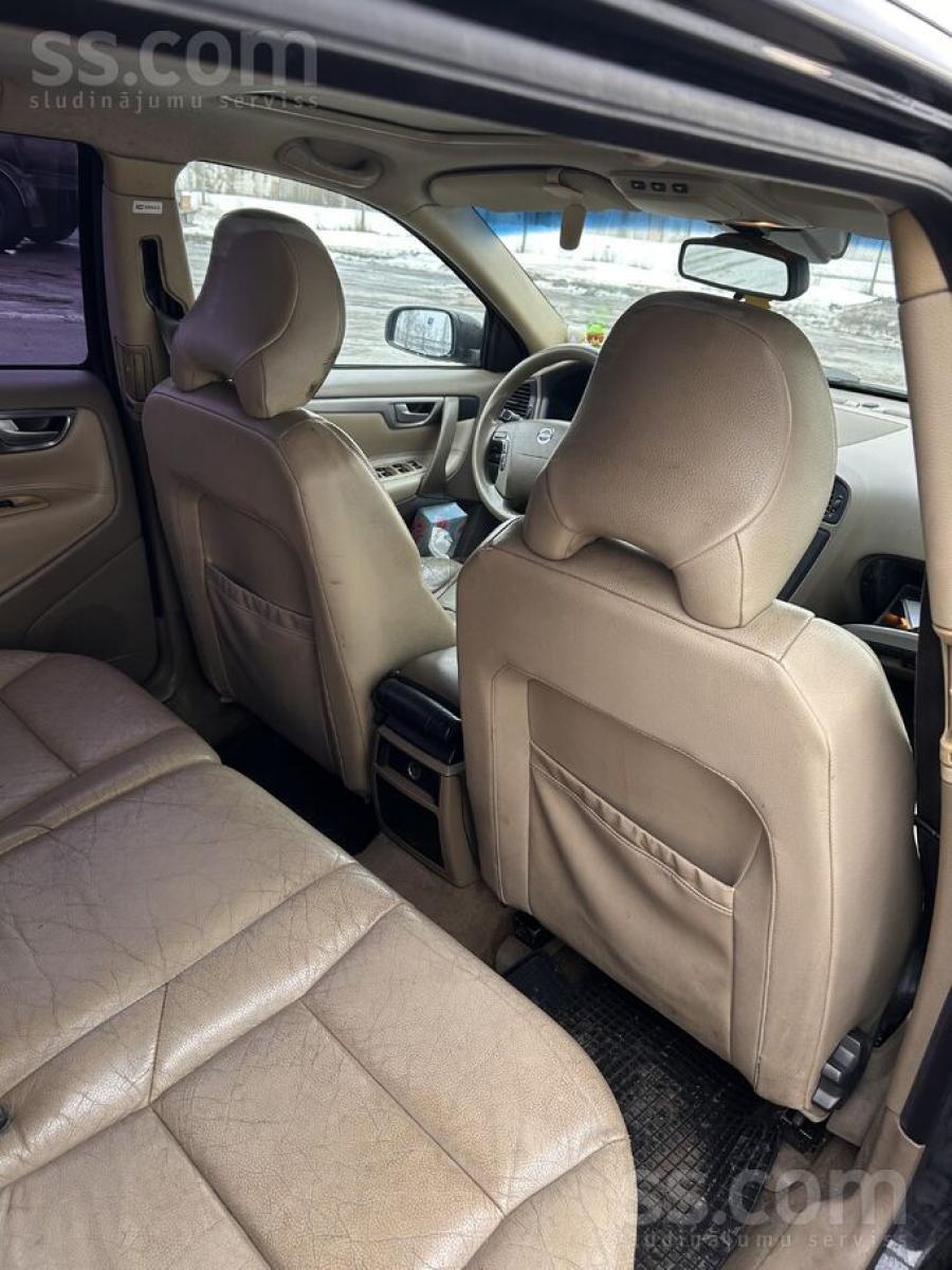 Melns Volvo V70 2003 Rīga, ar dzinēja tilpumu 2.40 L un nobraukumu 585 tūkst. km par 900 €, foto 9 vietnē AUTOMOTO.COM.LV