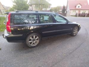 Melns Volvo V70 2003 Raseiniai, ar dzinēja tilpumu 2.40 L un nobraukumu 400 tūkst. km par 1250 €, foto 3 vietnē AUTOMOTO.COM.LV