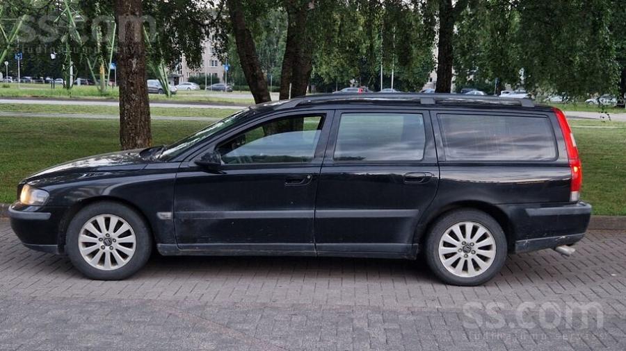 Melns Volvo V70 2003 Rīga, ar dzinēja tilpumu 2.40 L un nobraukumu 0 tūkst. km par 690 €, foto 6 vietnē AUTOMOTO.COM.LV