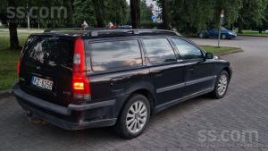 Melns Volvo V70 2003 Rīga, ar dzinēja tilpumu 2.40 L un nobraukumu 0 tūkst. km par 690 €, foto 9 vietnē AUTOMOTO.COM.LV