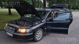 Melns Volvo V70 2003 Rīga, ar dzinēja tilpumu 2.40 L un nobraukumu 0 tūkst. km par 690 €, foto 11 vietnē AUTOMOTO.COM.LV