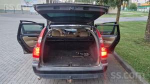Melns Volvo V70 2003 Rīga, ar dzinēja tilpumu 2.40 L un nobraukumu 0 tūkst. km par 690 €, foto 12 vietnē AUTOMOTO.COM.LV