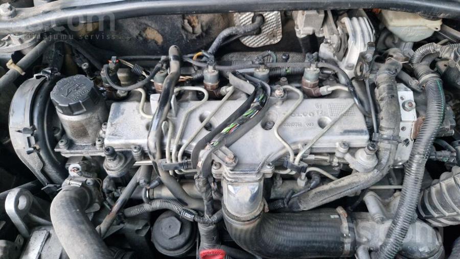 Melns Volvo V70 2003 Rīga, ar dzinēja tilpumu 2.40 L un nobraukumu 0 tūkst. km par 690 €, foto 24 vietnē AUTOMOTO.COM.LV