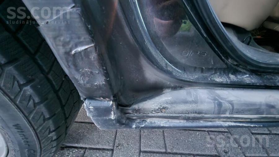 Melns Volvo V70 2003 Rīga, ar dzinēja tilpumu 2.40 L un nobraukumu 0 tūkst. km par 690 €, foto 28 vietnē AUTOMOTO.COM.LV