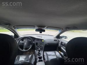 Black Volvo V70 2003 in Cesis, with an engine capacity of 2.40 L and mileage of 409 thousand km for 750 €, photo 7 on AUTOMOTO.COM.LV