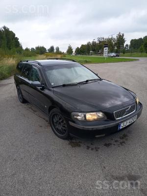 Melns Volvo V70 2003 Aizkraukle, ar dzinēja tilpumu 2.40 L un nobraukumu 0 tūkst. km par 1450 €, foto  vietnē AUTOMOTO.COM.LV
