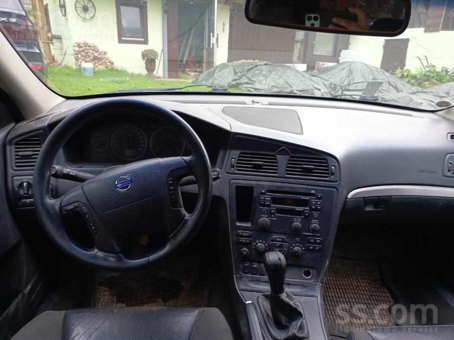 Melns Volvo V70 2003 Aizkraukle, ar dzinēja tilpumu 2.40 L un nobraukumu 0 tūkst. km par 1450 €, foto 6 vietnē AUTOMOTO.COM.LV