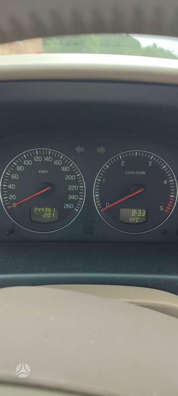 Черный Вольво В70 2003 в Вильнюс, объемом двигателя 2.40 л и пробегом 344 тыс. км за 2600 €, фото 11 на AUTOMOTO.COM.LV