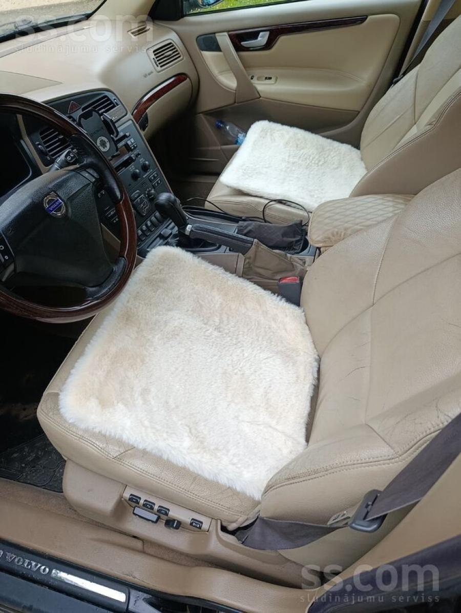 Melns Volvo V70 2003 Rīga, ar dzinēja tilpumu 2.40 L un nobraukumu 399 tūkst. km par 1790 €, foto 11 vietnē AUTOMOTO.COM.LV