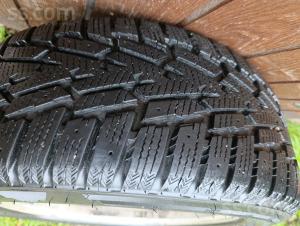 Melns Volvo V70 2003 Rīga, ar dzinēja tilpumu 2.40 L un nobraukumu 399 tūkst. km par 1790 €, foto 16 vietnē AUTOMOTO.COM.LV