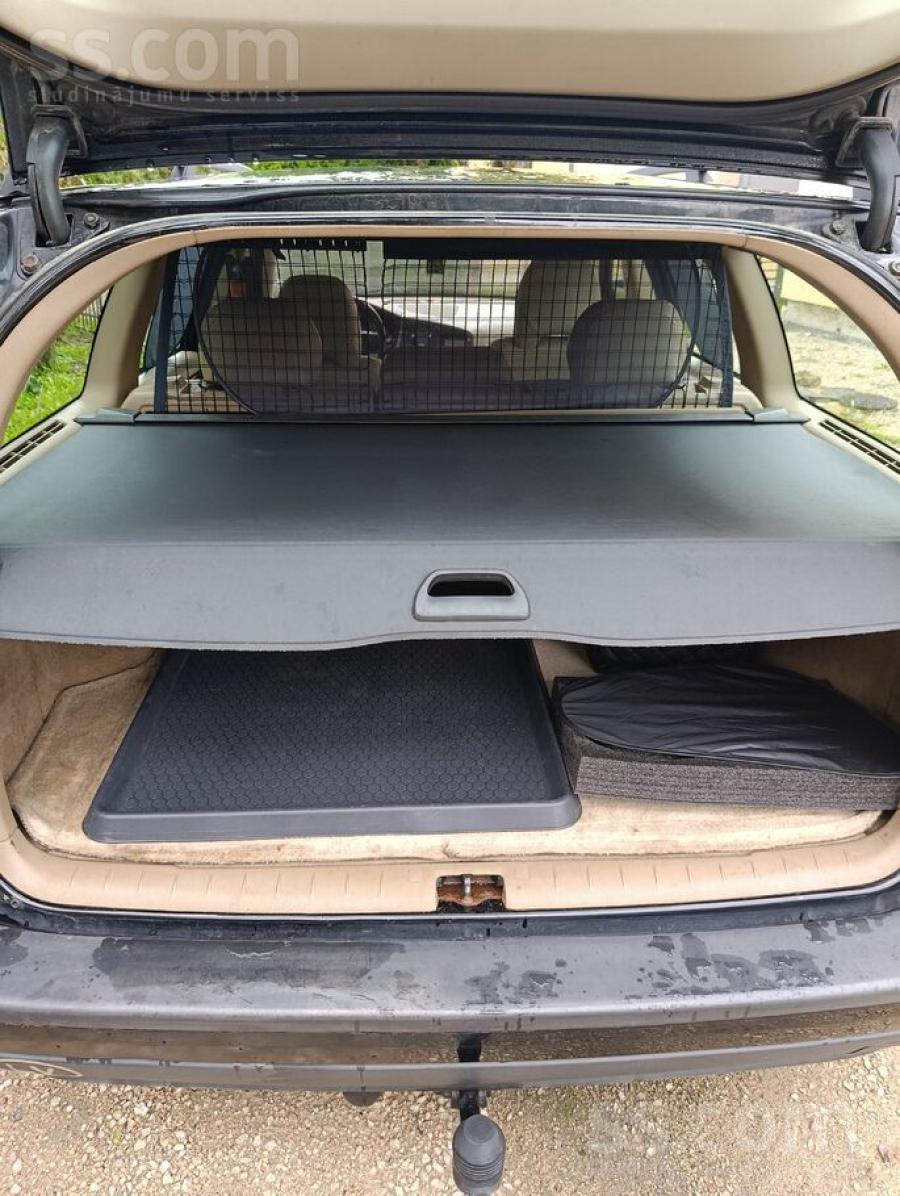 Melns Volvo V70 2003 Rīga, ar dzinēja tilpumu 2.40 L un nobraukumu 399 tūkst. km par 1790 €, foto 17 vietnē AUTOMOTO.COM.LV