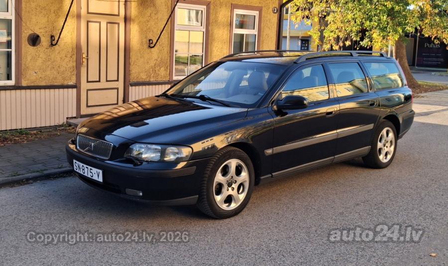 Melns Volvo V70 2003 Paide, ar dzinēja tilpumu 2.40 L un nobraukumu 416 tūkst. km par 3450 €, foto 3 vietnē AUTOMOTO.COM.LV