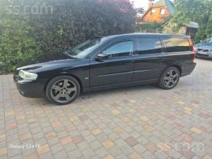 Melns Volvo V70 2004 Rīga, ar dzinēja tilpumu 2.50 L un nobraukumu 178 tūkst. km par 8500 €, foto 2 vietnē AUTOMOTO.COM.LV