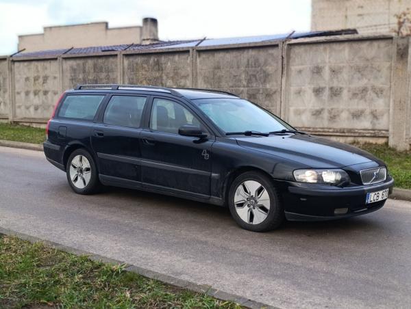 Melns Volvo V70 2004 Kauņa, ar dzinēja tilpumu 2.40 L un nobraukumu 246 tūkst. km par 699 €, foto 7 vietnē AUTOMOTO.COM.LV