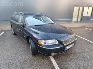 Melns Volvo V70 2004 Rīga, ar dzinēja tilpumu 2.40 L un nobraukumu 0 tūkst. km par 2700 €, foto 2 vietnē AUTOMOTO.COM.LV