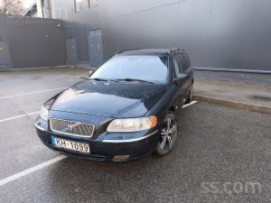 Melns Volvo V70 2004 Rīga, ar dzinēja tilpumu 2.40 L un nobraukumu 0 tūkst. km par 2700 €, foto 3 vietnē AUTOMOTO.COM.LV