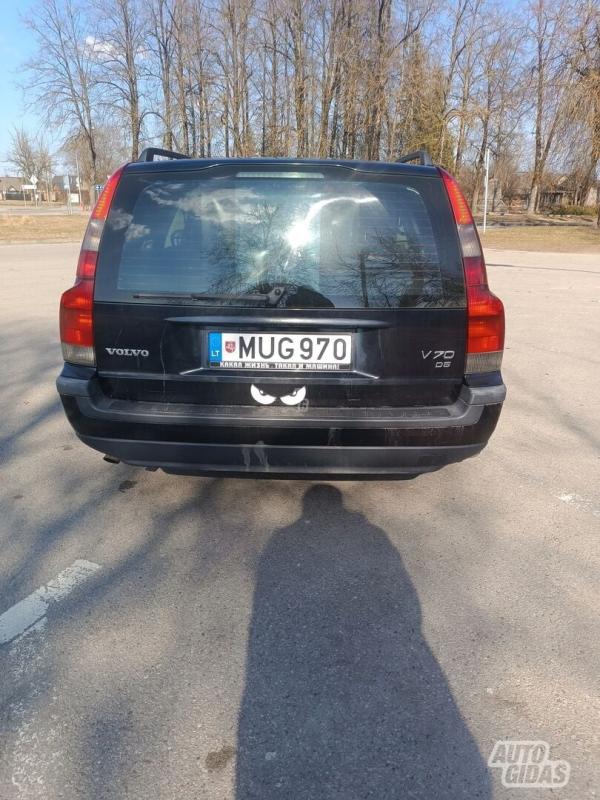 Black Volvo V70 2004 in Trakai, with an engine capacity of 2.40 L and mileage of 400 thousand km for 1000 €, photo 7 on AUTOMOTO.COM.LV