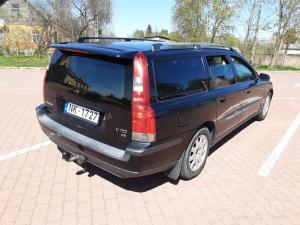 Melns Volvo V70 2004 Preiļi, ar dzinēja tilpumu 2.40 L un nobraukumu 441 tūkst. km par 2000 €, foto 6 vietnē AUTOMOTO.COM.LV