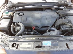Melns Volvo V70 2004 Preiļi, ar dzinēja tilpumu 2.40 L un nobraukumu 441 tūkst. km par 2000 €, foto 10 vietnē AUTOMOTO.COM.LV