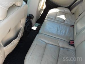Melns Volvo V70 2004 Preiļi, ar dzinēja tilpumu 2.40 L un nobraukumu 441 tūkst. km par 2000 €, foto 14 vietnē AUTOMOTO.COM.LV