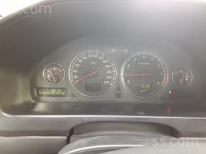 Melns Volvo V70 2004 Jelgava, ar dzinēja tilpumu 2.40 L un nobraukumu 444 tūkst. km par 500 €, foto 9 vietnē AUTOMOTO.COM.LV