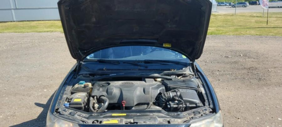 Melns Volvo V70 2004 Rīga, ar dzinēja tilpumu 2.40 L un nobraukumu 383 tūkst. km par 2350 €, foto 33 vietnē AUTOMOTO.COM.LV