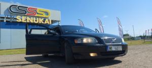 Melns Volvo V70 2004 Rīga, ar dzinēja tilpumu 2.40 L un nobraukumu 383 tūkst. km par 2350 €, foto 34 vietnē AUTOMOTO.COM.LV