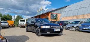 Black Volvo V70 2004 in Valmiera, with an engine capacity of 2.40 L and mileage of 307 thousand km for 1600 €, photo  on AUTOMOTO.COM.LV