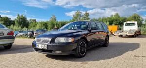 Black Volvo V70 2004 in Valmiera, with an engine capacity of 2.40 L and mileage of 307 thousand km for 1600 €, photo 8 on AUTOMOTO.COM.LV