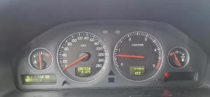 Черный Вольво В70 2004 в Даугавпилс, объемом двигателя 2.40 л и пробегом 383 тыс. км за 2250 €, фото 13 на AUTOMOTO.COM.LV