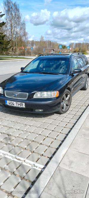 Black Volvo V70 2004 in Tartu, with an engine capacity of 2.40 L and mileage of 423 thousand km for 2300 €, photo 12 on AUTOMOTO.COM.LV