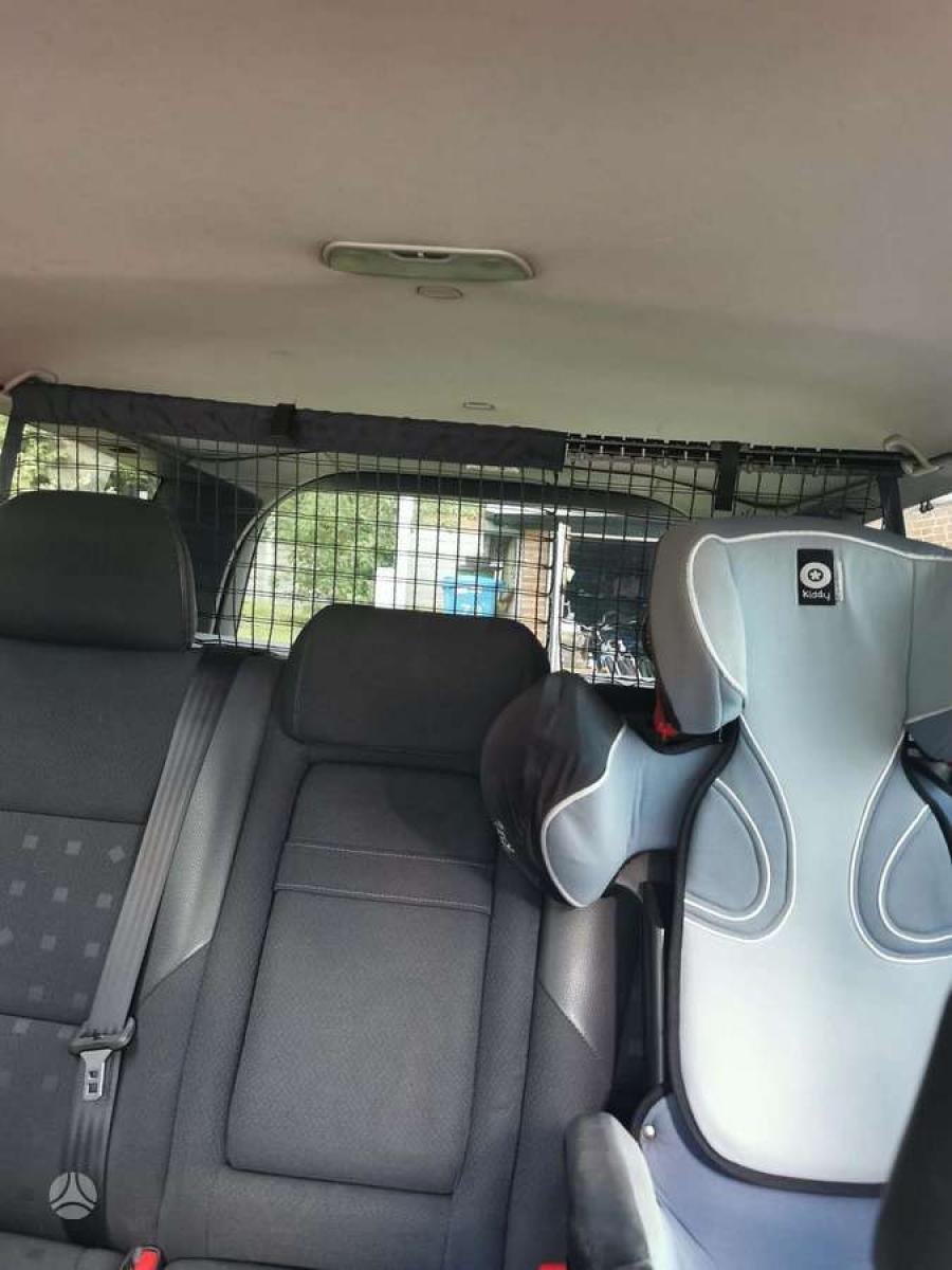 Melns Volvo V70 2004 Kauņa, ar dzinēja tilpumu 2.40 L un nobraukumu 374 tūkst. km par 2200 €, foto 17 vietnē AUTOMOTO.COM.LV