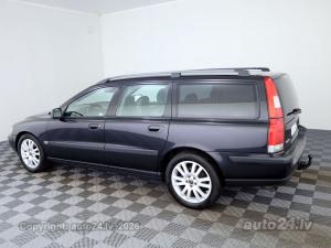 Melns Volvo V70 2004 Tallina, ar dzinēja tilpumu 2.40 L un nobraukumu 354 tūkst. km par 1499 €, foto 5 vietnē AUTOMOTO.COM.LV