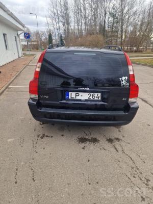 Черный Вольво В70 2004 в Рига, объемом двигателя 2.40 л и пробегом 310 тыс. км за 1050 €, фото 12 на AUTOMOTO.COM.LV