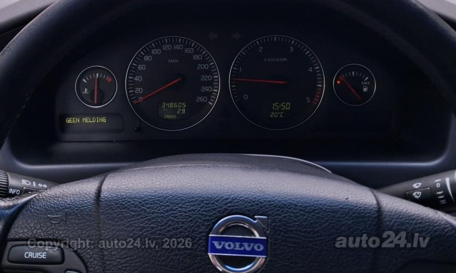 Black Volvo V70 2004 in Paide, with an engine capacity of 2.40 L and mileage of 349 thousand km for 3450 €, photo 13 on AUTOMOTO.COM.LV