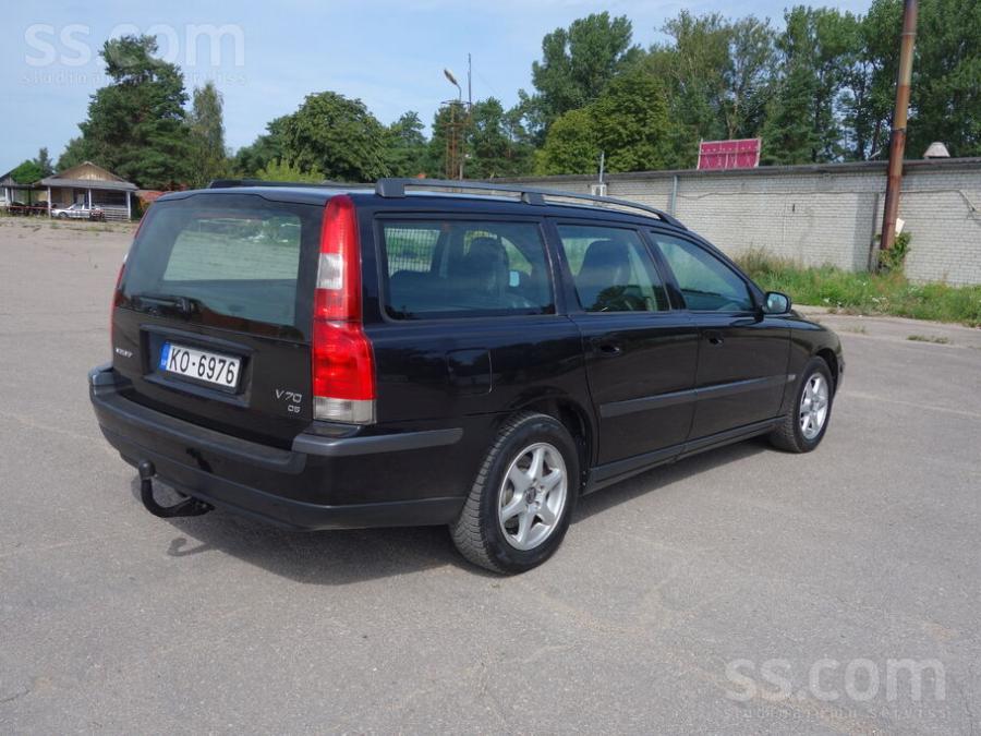 Black Volvo V70 2004 in Riga, with an engine capacity of 2.40 L and mileage of 347 thousand km for 2150 €, photo 14 on AUTOMOTO.COM.LV