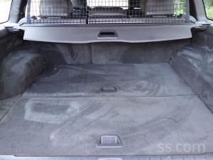 Black Volvo V70 2004 in Riga, with an engine capacity of 2.40 L and mileage of 347 thousand km for 2150 €, photo 25 on AUTOMOTO.COM.LV