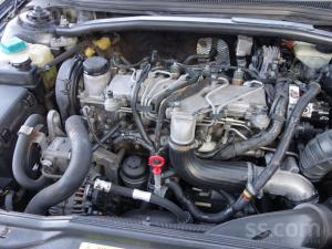 Black Volvo V70 2004 in Riga, with an engine capacity of 2.40 L and mileage of 347 thousand km for 2150 €, photo 32 on AUTOMOTO.COM.LV