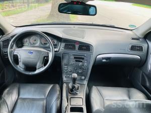 Melns Volvo V70 2004 Jelgava, ar dzinēja tilpumu 2.40 L un nobraukumu 407 tūkst. km par 2950 €, foto 14 vietnē AUTOMOTO.COM.LV