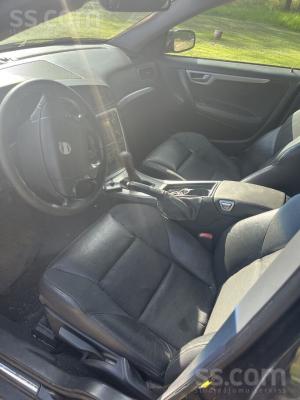 Melns Volvo V70 2004 Cēsis, ar dzinēja tilpumu 2.40 L un nobraukumu 387 tūkst. km par 800 €, foto 7 vietnē AUTOMOTO.COM.LV