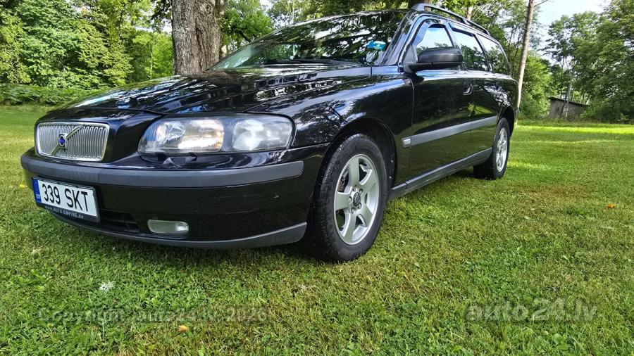 Melns Volvo V70 2004 Tallina, ar dzinēja tilpumu 2.40 L un nobraukumu 410 tūkst. km par 1800 €, foto 5 vietnē AUTOMOTO.COM.LV