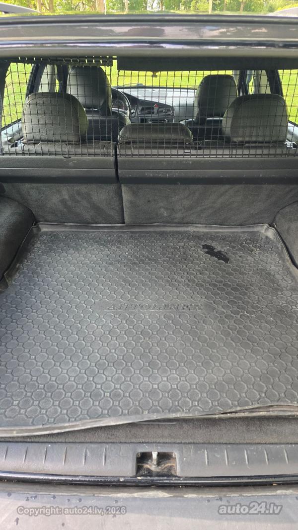 Black Volvo V70 2004 in Tallinn, with an engine capacity of 2.40 L and mileage of 410 thousand km for 1800 €, photo 9 on AUTOMOTO.COM.LV