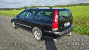 Melns Volvo V70 2004 Tallina, ar dzinēja tilpumu 2.40 L un nobraukumu 410 tūkst. km par 1800 €, foto 14 vietnē AUTOMOTO.COM.LV