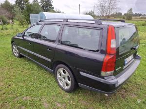 Black Volvo V70 2004 in Telschi, with an engine capacity of 2.40 L and mileage of 388 thousand km for 1550 €, photo  on AUTOMOTO.COM.LV